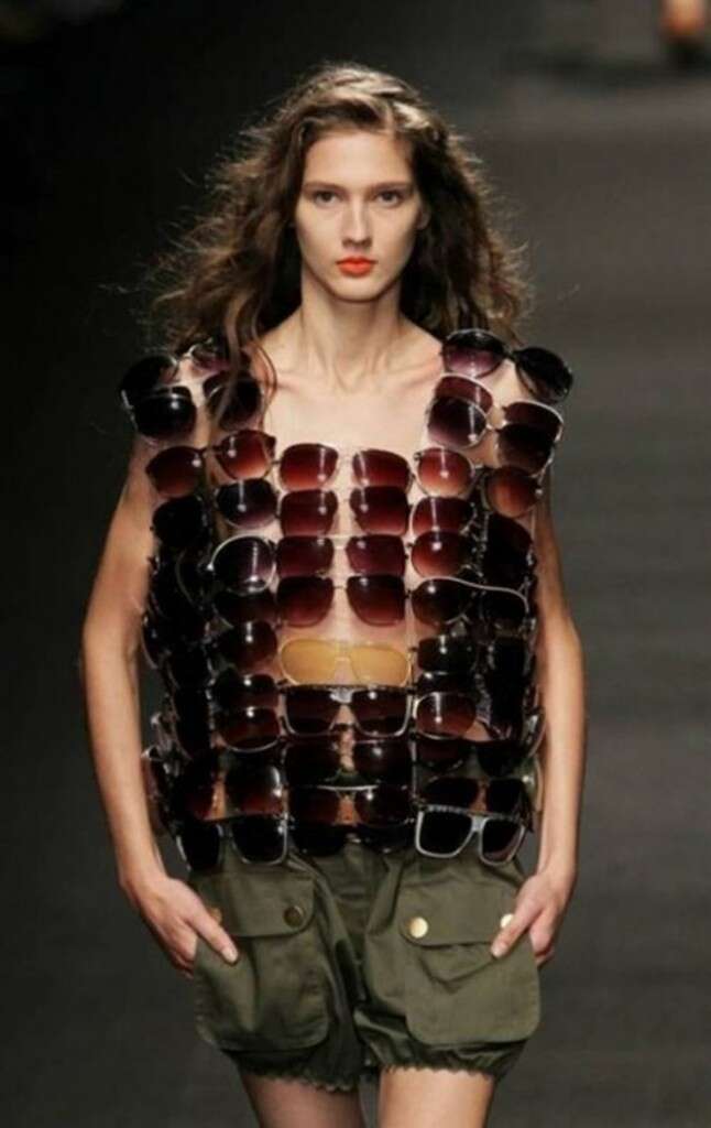 25 roupas ridículas de passarelas que você não teria coragem de usar